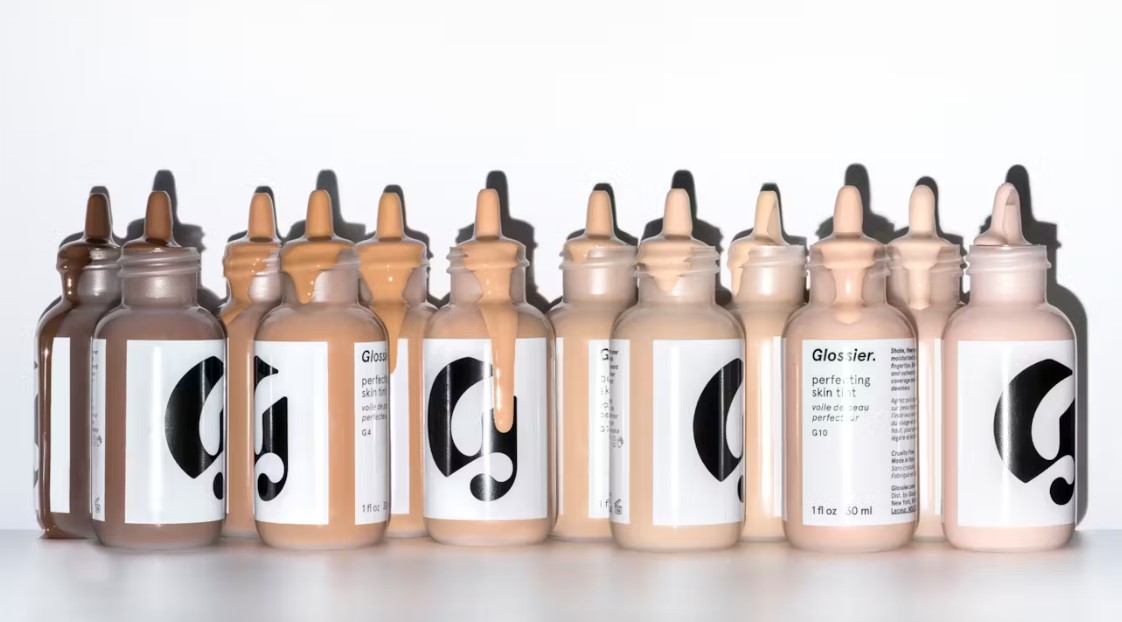 Effortless Glow: Experiencing Glossier’s Perfecting Skin Tint - Review ...